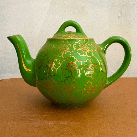 Hall | Accents | Vintage Hall Green Gold Teapot | Poshmark